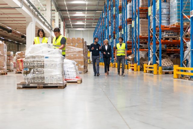 8 Tips to Improve the Shipping Process in Warehouse