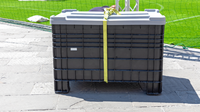 The Complete Guide to Pallet Containers