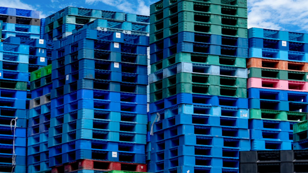 The Complete Guide to Pallet Containers