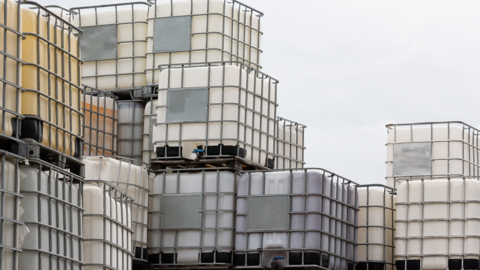 Top 5 Uses of IBC Totes and IBC Containers for Sale